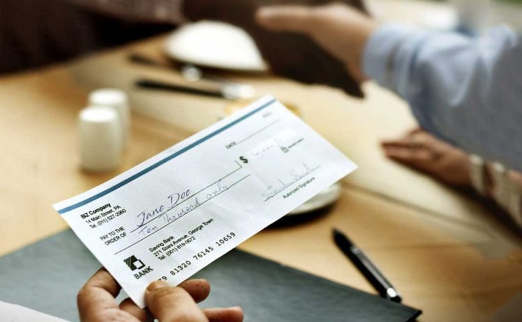 How to Cash a Business Check?