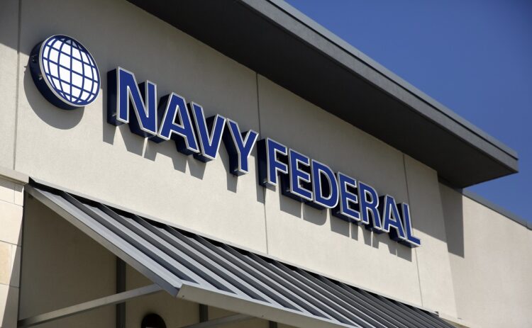 What time does Navy Federal Show Pending Deposits?